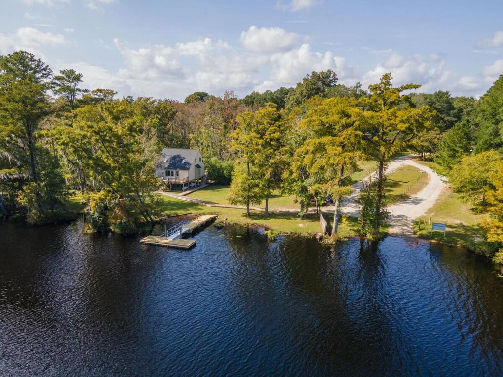 Waterfront Treehouse on the Cape Fear with Dock, Rocky Point (updated ...