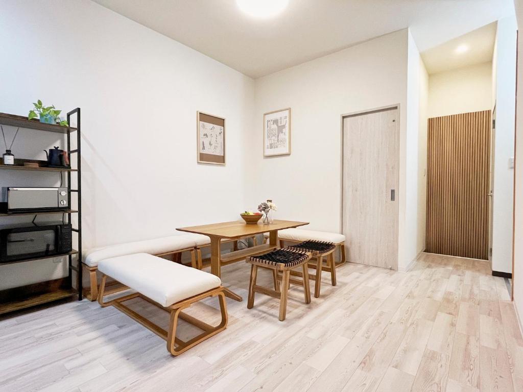 haco momodani Spacious with high ceilings, Osaka की (2026 के लिए अपडेट ...