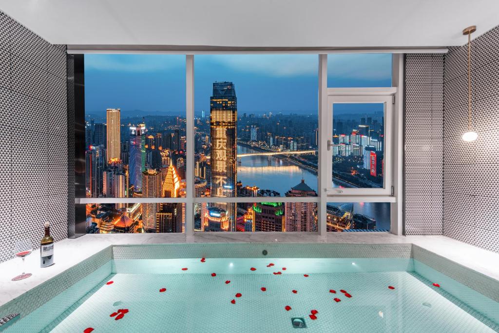 ReVia Skyline River View Hotel Chongging, Chongqing (updated prices 2026)