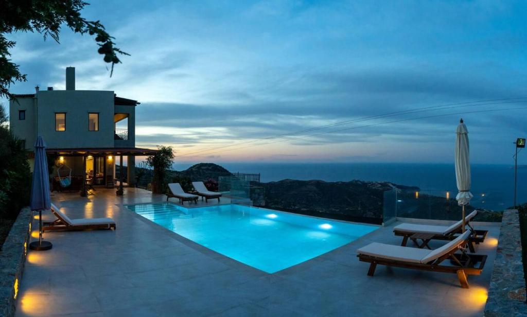 Villa Phos with Panoramic Sea View, Rodia (aktualisierte Preise für 2025)