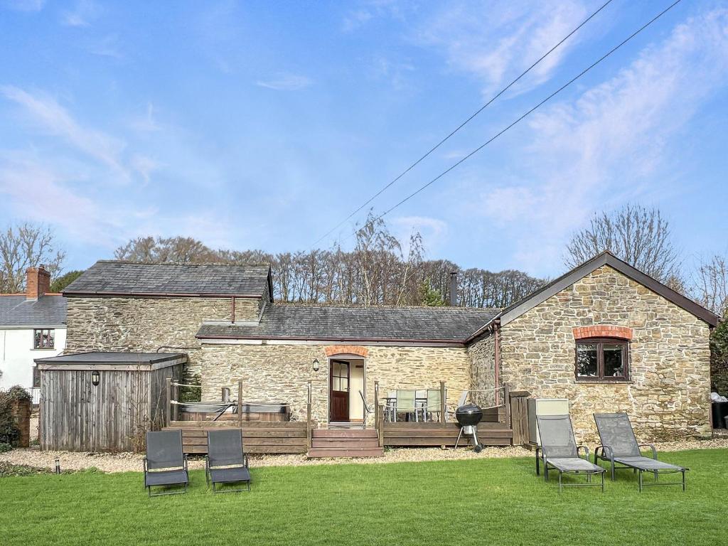 The Cider Barn Waterrow, Raddington (updated prices 2026)