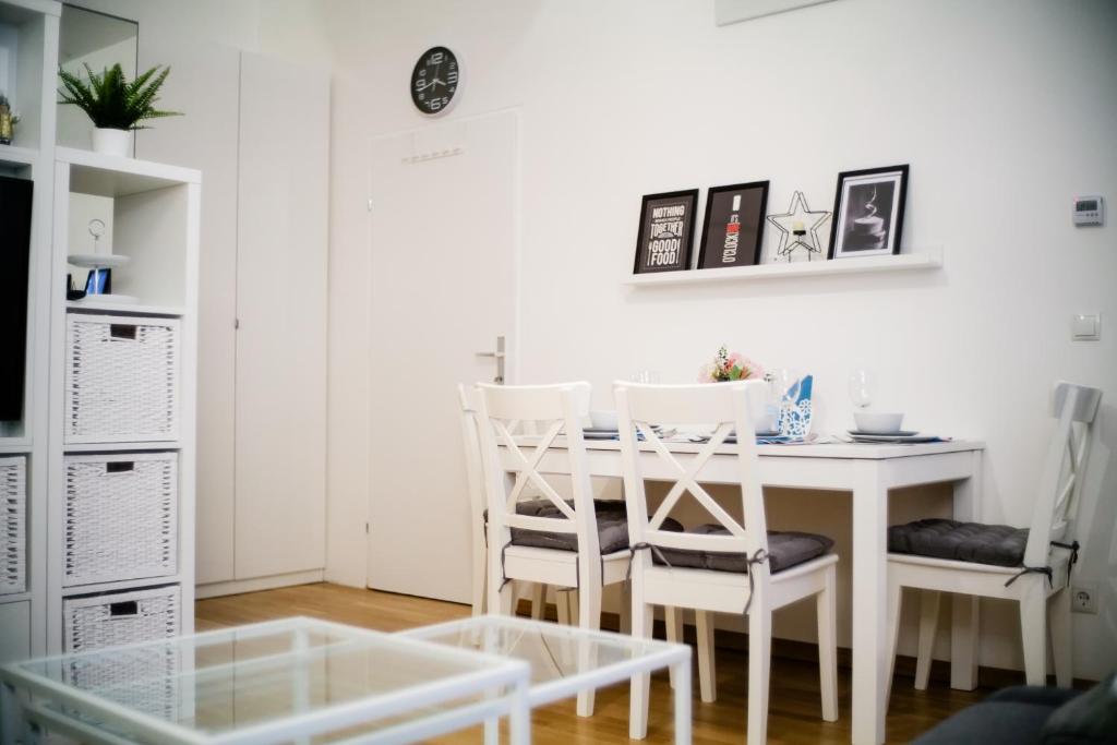 Vienna Cozy Hub - Family - Metro Access - 10min City-Centre, Viena ...