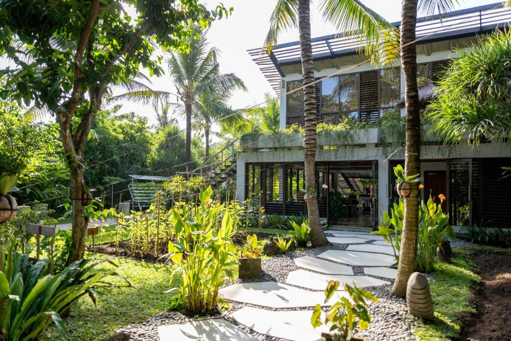 Hotel Komune and Beach Club Bali, Keramas (updated prices 2025)