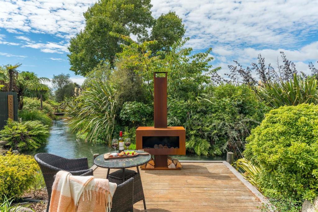 Streamside Flax Cabin - Waitahanui, Taupo, Waitahanui (aktualisierte ...