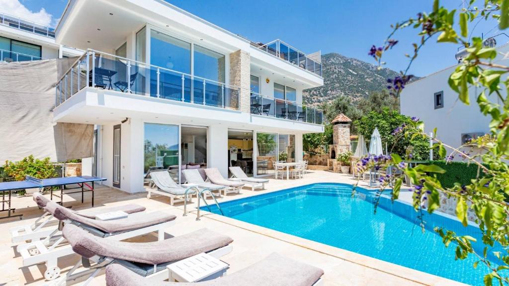 Kalkan 4 Bedroom Villa 1084, Kalkan (updated prices 2026)