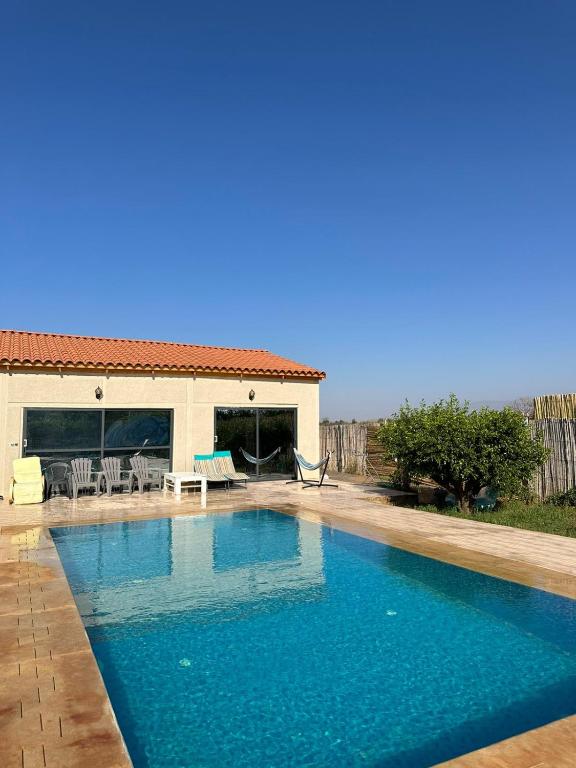 La clementina, Aklim (updated prices 2025)