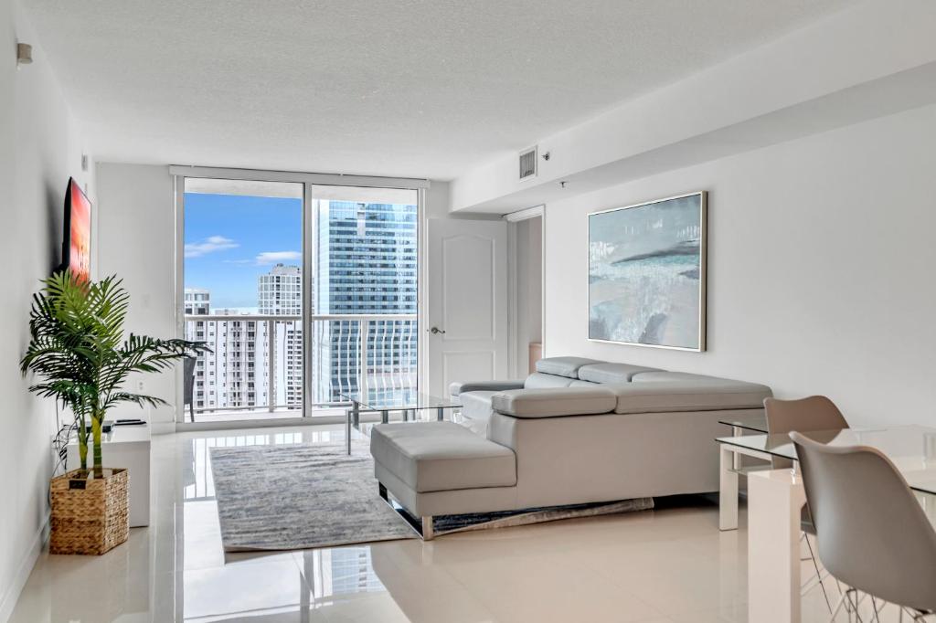 Miami Brickell - Panoramic Views - Free Parking, Miami (updated prices ...