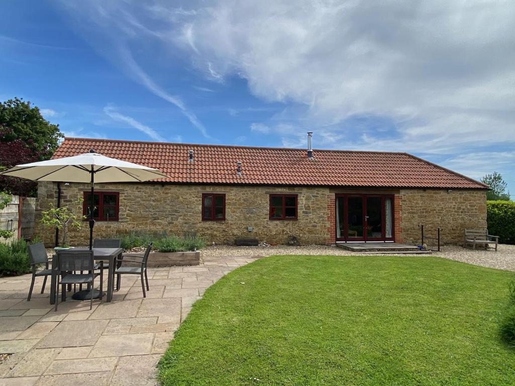 Brock Barn at Binghams Farm Barns - Bridport, Bradpole (updated prices ...