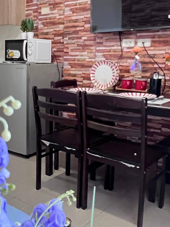Unistay SHORE Residence w Balcon Amazing Manila Bay View, Manila ...