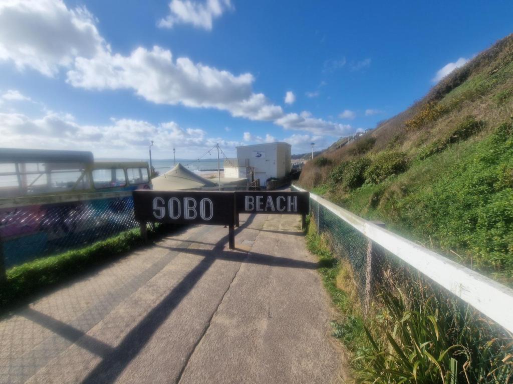 Southbourne studio, Bournemouth (updated prices 2025)