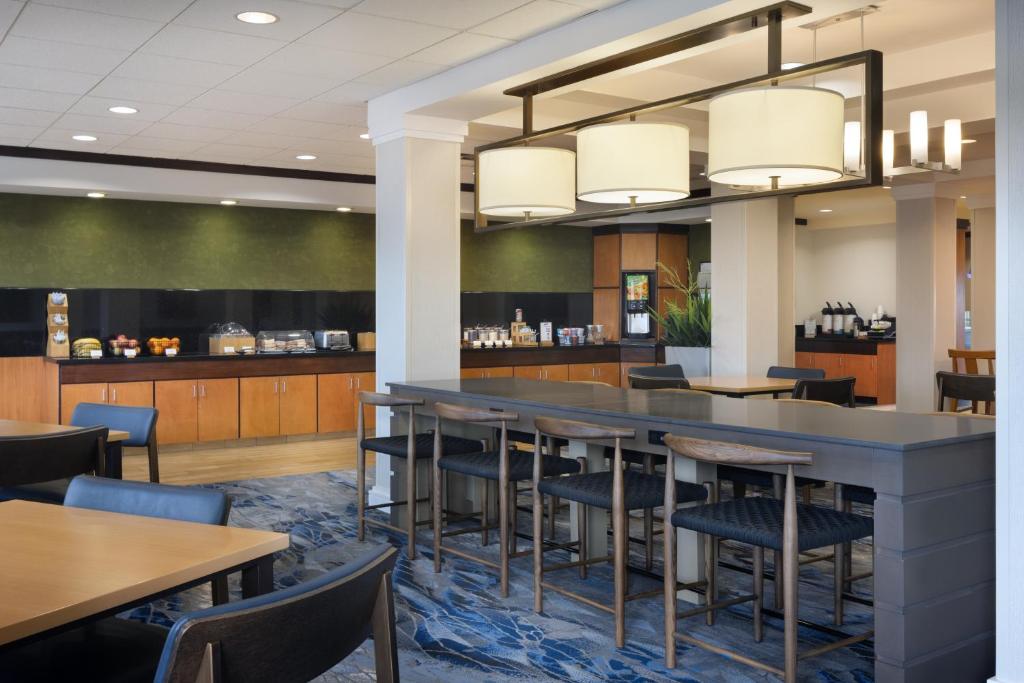 Fairfield Inn and Suites Turlock, Turlock (updated prices 2025)