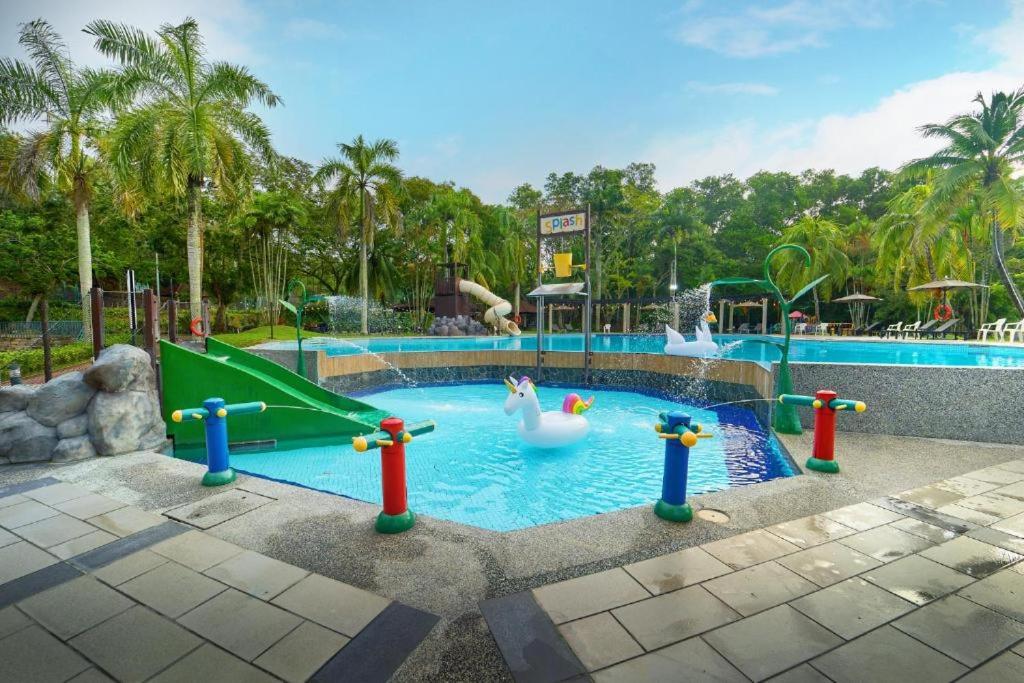 Damai Laut Holiday Resort, Lumut (updated prices 2025)