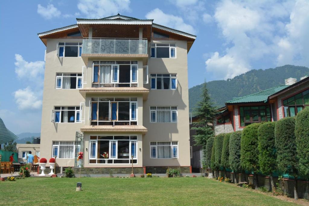 Hotel Royale Comfort, Pahalgām (updated prices 2026)