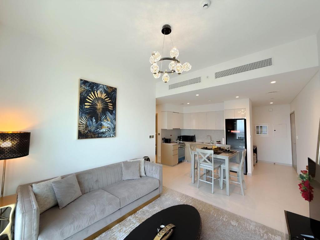 INA HOMES - Burj Royal 1 BR Stylish Apartment, Dubai (updated prices 2026)