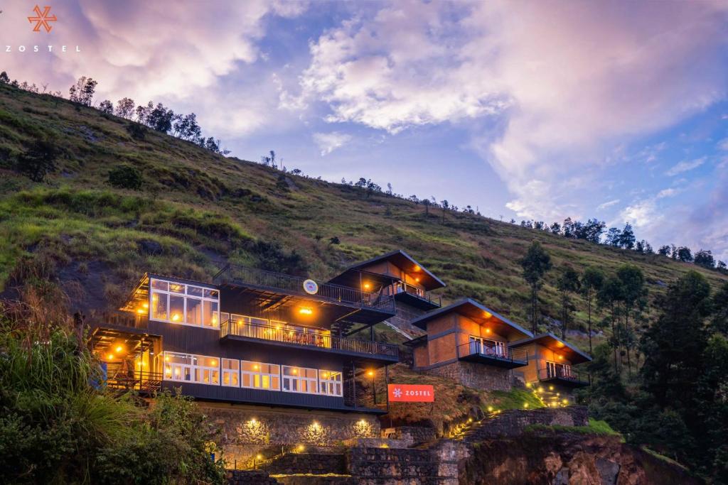 Zostel Plus Poombarai, Kodaikanal, Kodaikānāl (updated prices 2026)