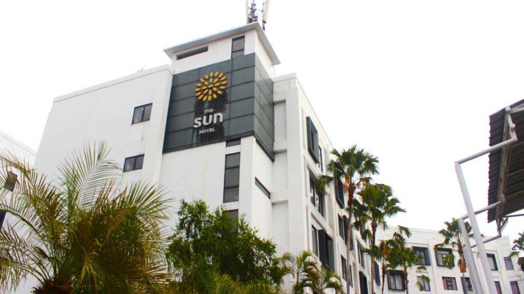 The Sun Hotel Sidoarjo, Sidoarjo (updated prices 2026)