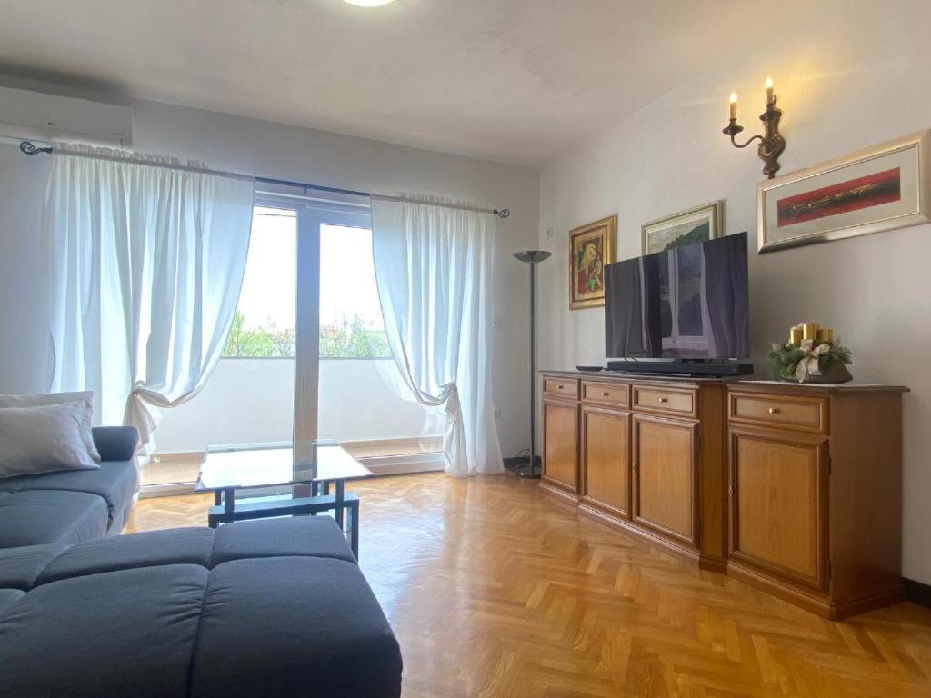 Luxardo, Split (updated prices 2026)