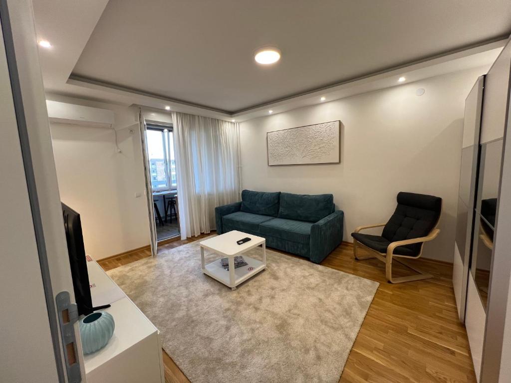 Niki Kej, Novi Sad (prezzi aggiornati per il 2025)