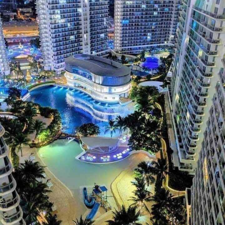 Grand Caliya Exquisite Suite, Manila (updated prices 2025)