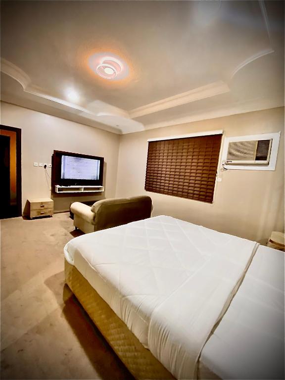 Room, Riyadh (updated prices 2025)