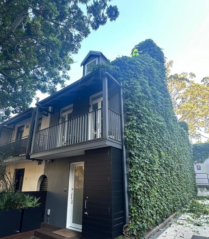 Sydney Modern Terrace House, Sydney (updated prices 2025)