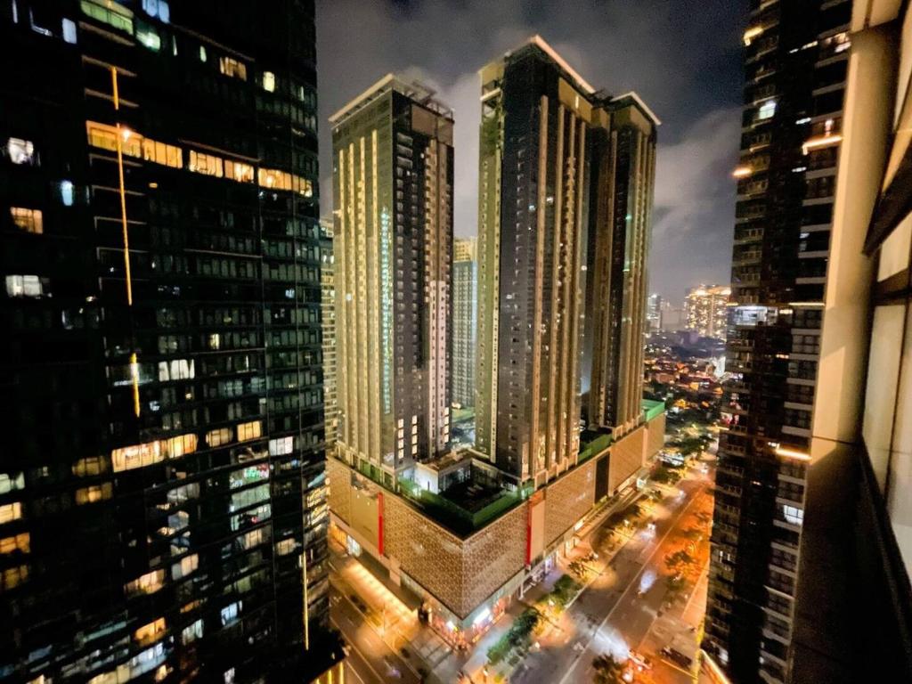 Premium Bgc Staycation, Uptown Area #ournw27b, Manila (updated prices 2025)