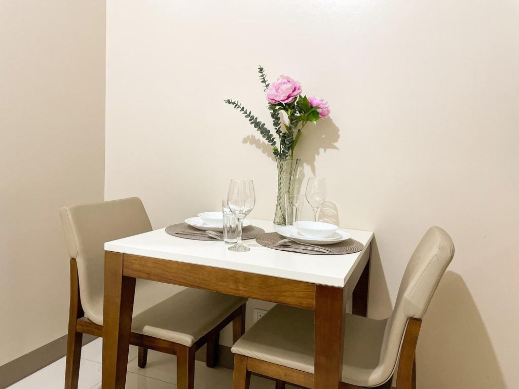 Prime Bgc Condo At Uptown Area #ournw28d, Manila (updated prices 2025)