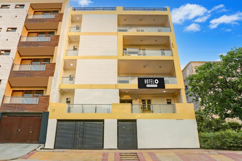 Hotel O Rohini Sector 20 Formerly Yellow Saffron, New Delhi (updated ...