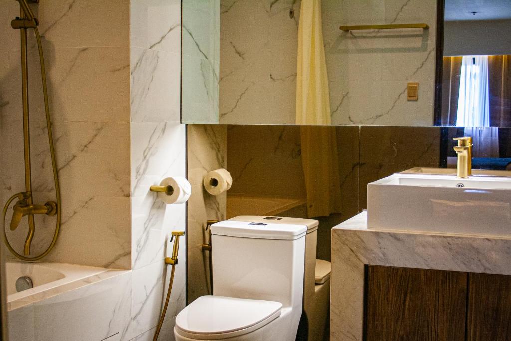 Elijah Hotel, Dasmariñas (updated prices 2025)