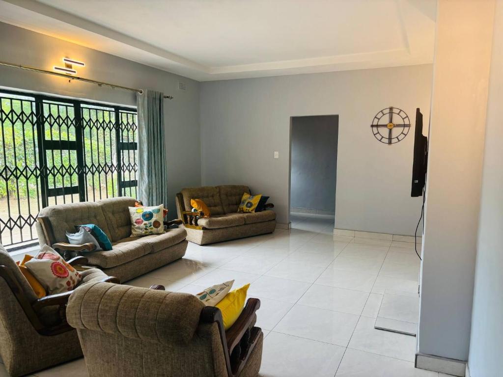 Mpande - The Roots Your Home Away from Home, Bulawayo (updated prices 2025)