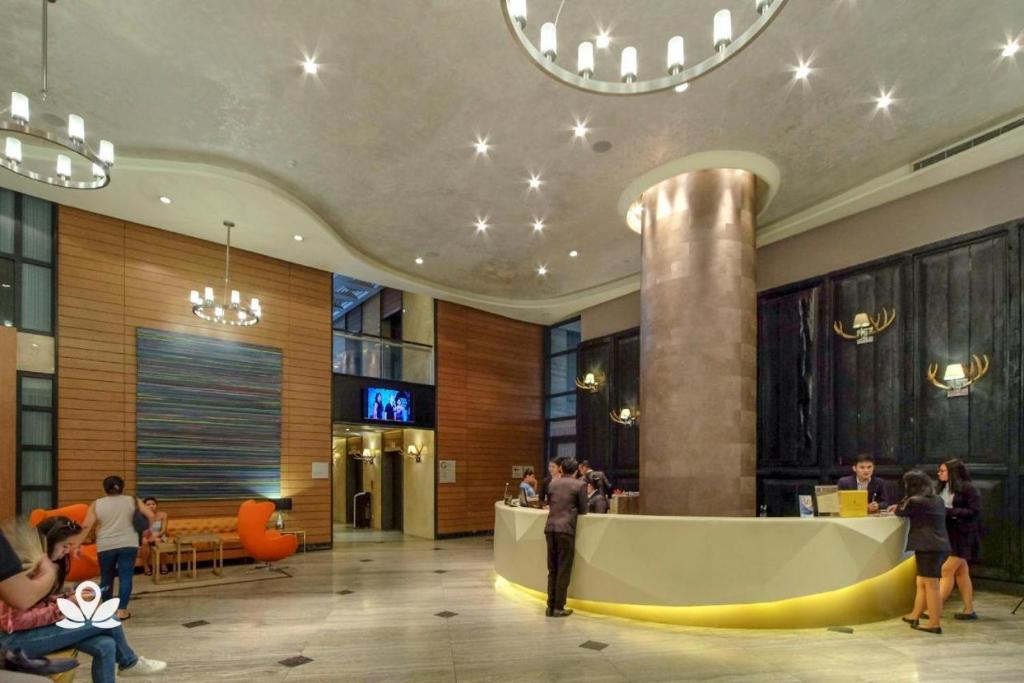 David Gelber, Manila (updated prices 2026)