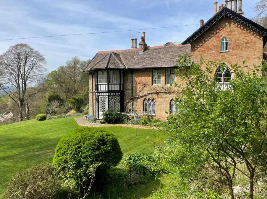 Five bedroom country Victorian house, Wrington (updated prices 2026)