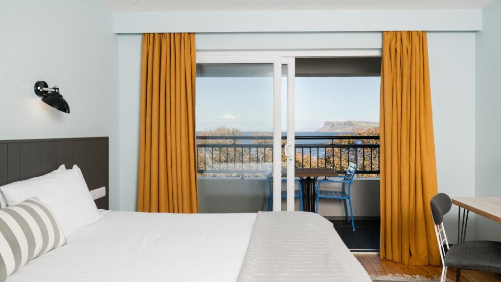 Marine Hotel Ballycastle, Ballycastle (updated prices 2026)