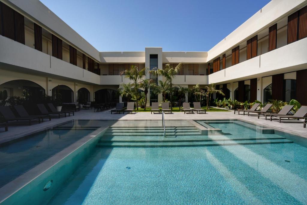 Limen Wellness Hotel & Spa, Campofelice di Roccella (updated prices 2025)