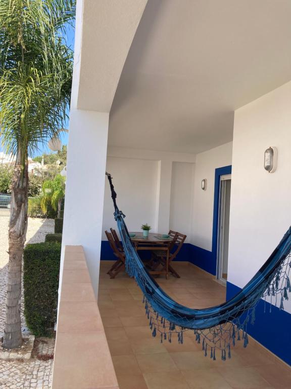 LUZ BEACH APT CONDO, BALCONY & POOLs, Luz (updated prices 2025)