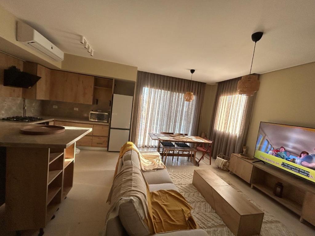 Sodic Villette,New Cairo, Fully Furnished Ground floor with Garden, New ...