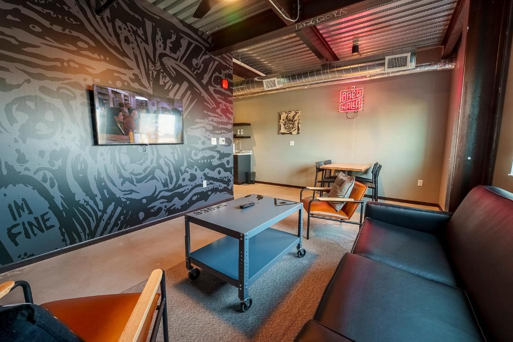 Brewhalla Hotel, Fargo (updated prices 2025)