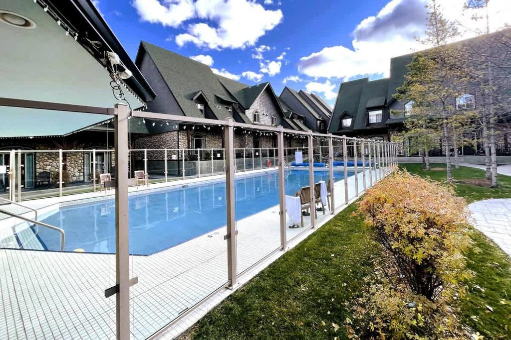 Cozy Mountain Chalet at Mystic Springs with Pool & Hot Tub Access ...