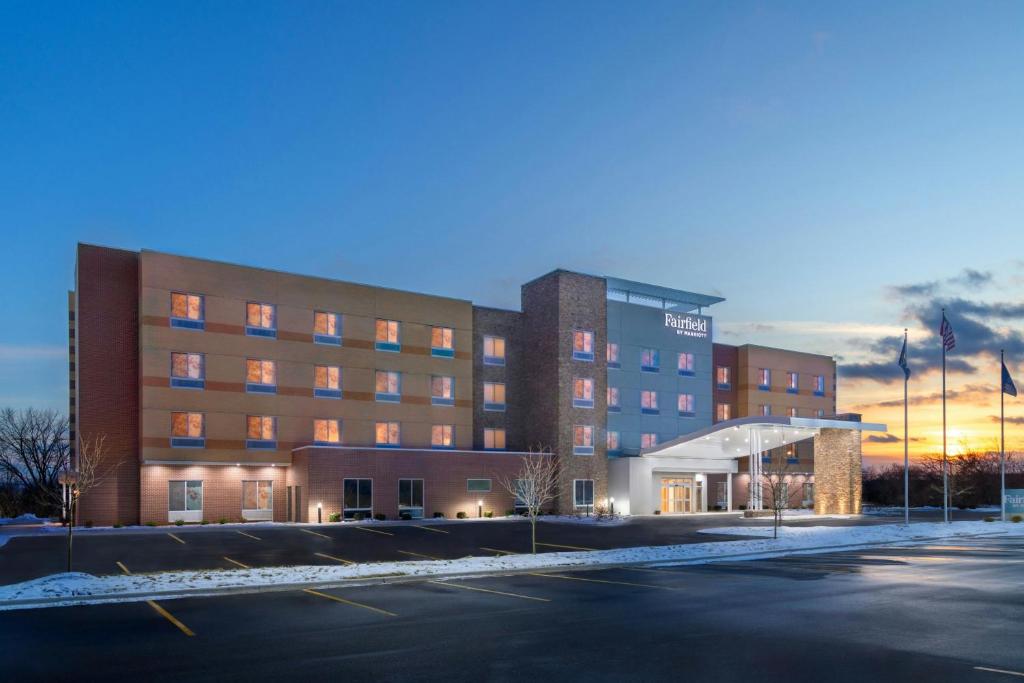Fairfield by Marriott Inn & Suites Detroit Taylor, Taylor (updated ...