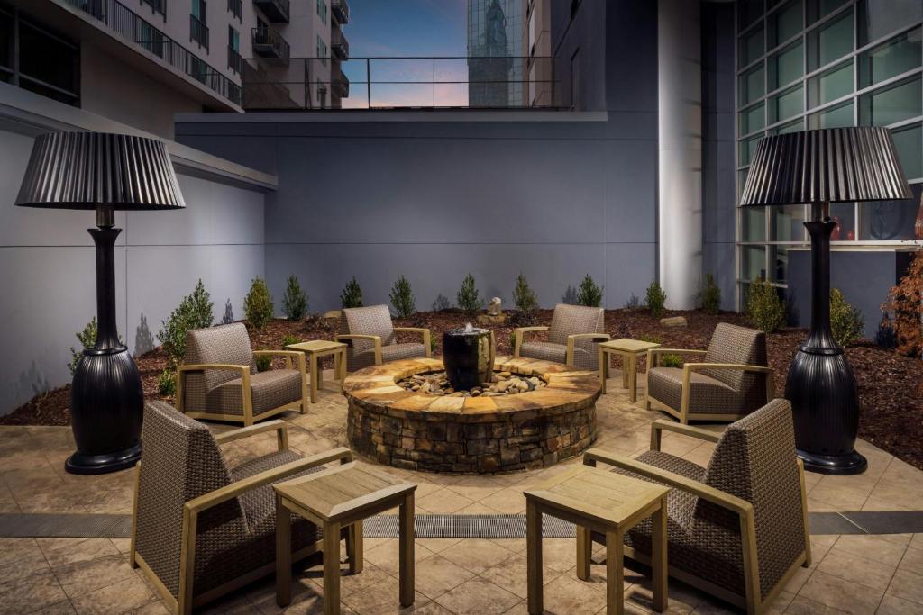 Courtyard by Marriott Atlanta Buckhead, Atlanta (updated prices 2025)