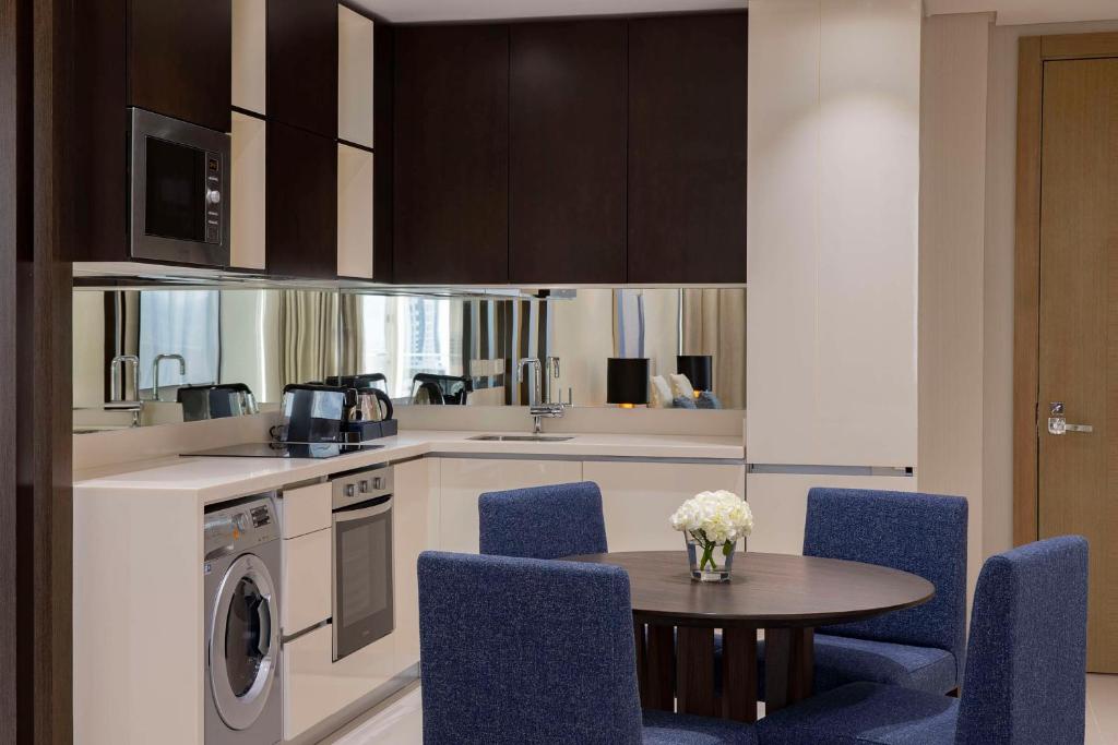 Hilton Bahrain City Centre Hotel & Residences, Manama (updated prices 2025)