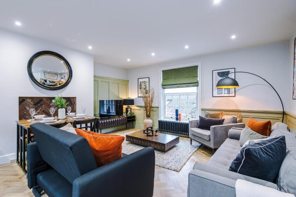 The Gatsby - Stunning Central 2 Bed Abode in York, York (updated prices ...
