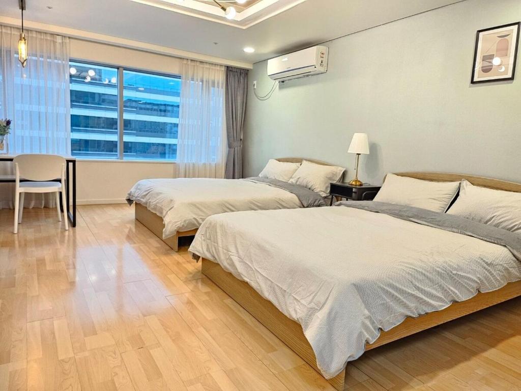 Mint House & HongDae Station, Seoul (updated prices 2026)