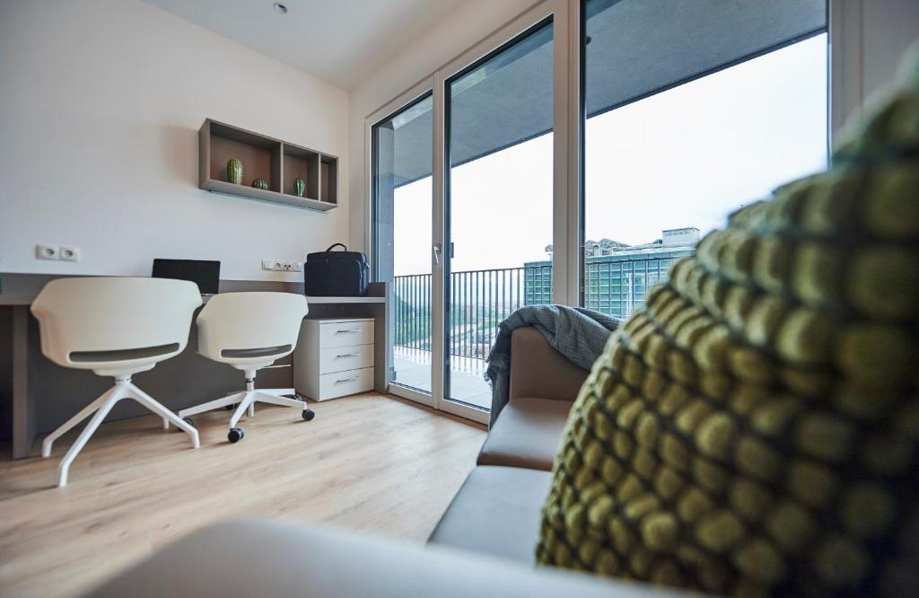 Ferrari Tower, Bolzano (prezzi aggiornati per il 2025)