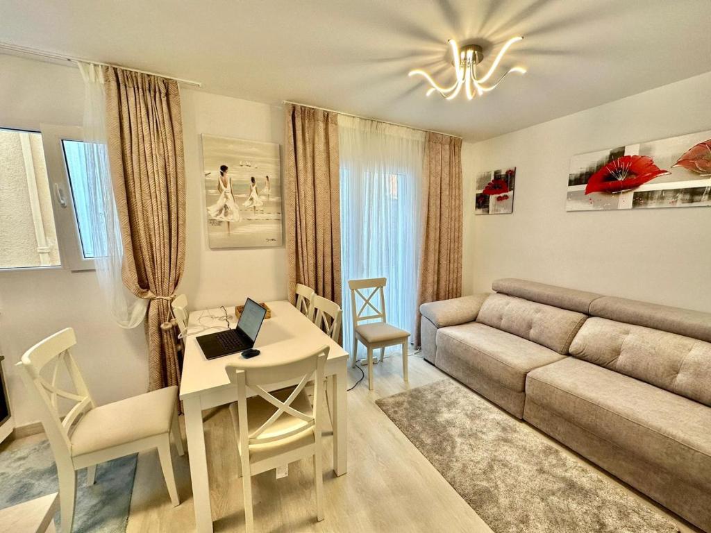 Sa Palomera 1,2 3, Blanes (updated prices 2026)