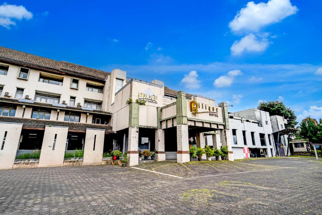 Collection O Lembang Near Dusun Bambu Formerly Hotel Bilique, Bandung ...