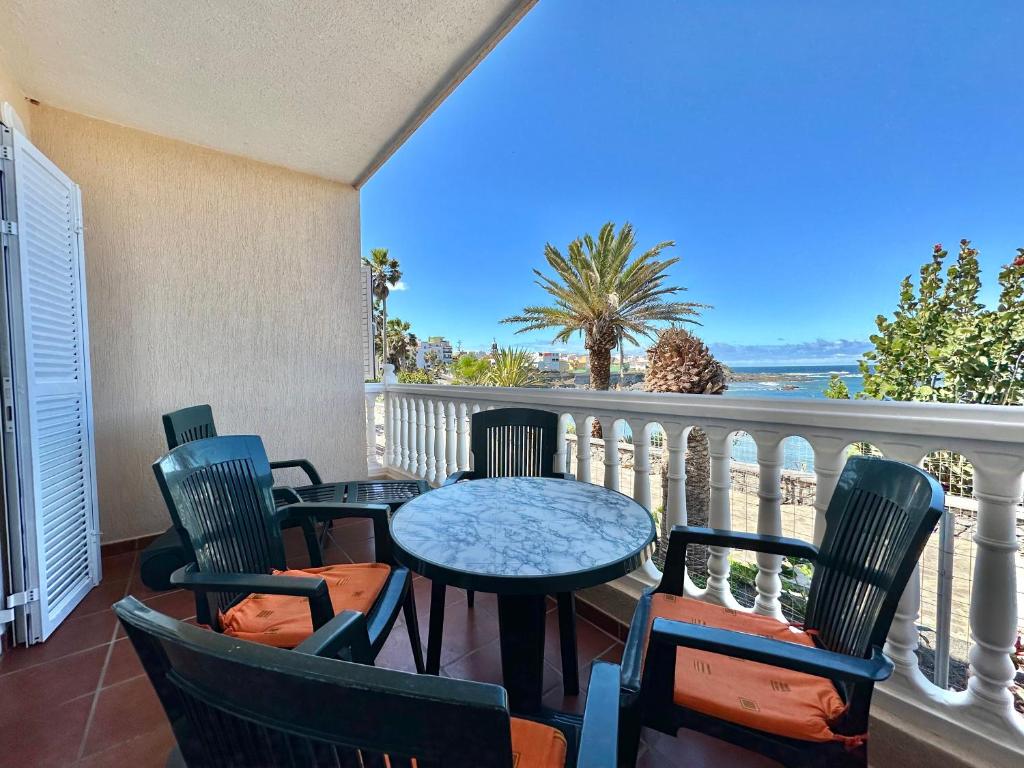 Costa Almar, Caleta de Interián (updated prices 2025)