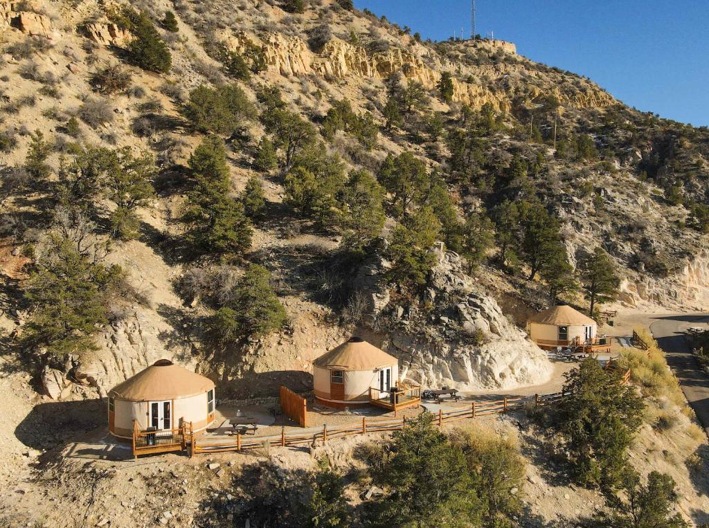 Yurt Overlook #01 with AC and Private Bath King Suite, Orderville ...