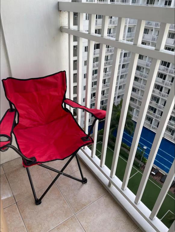 Shore 1 Condo near MOA - PLS send valid IDs of all guests after booking ...