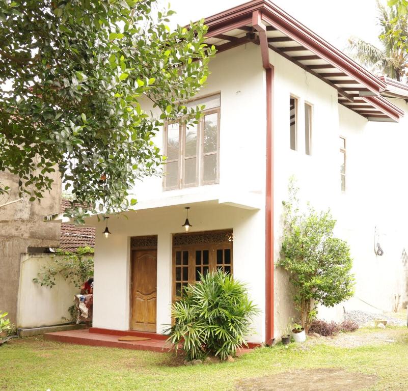 Ayubo Villa, Ja-Ela (updated prices 2025)